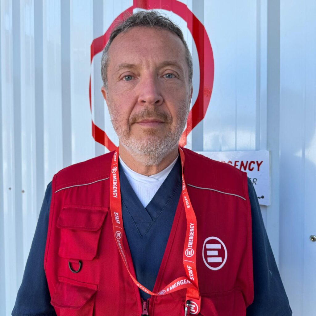 Giorgio Monti, medico di Emergency a Gaza: «Le bombe per noi sono la ...